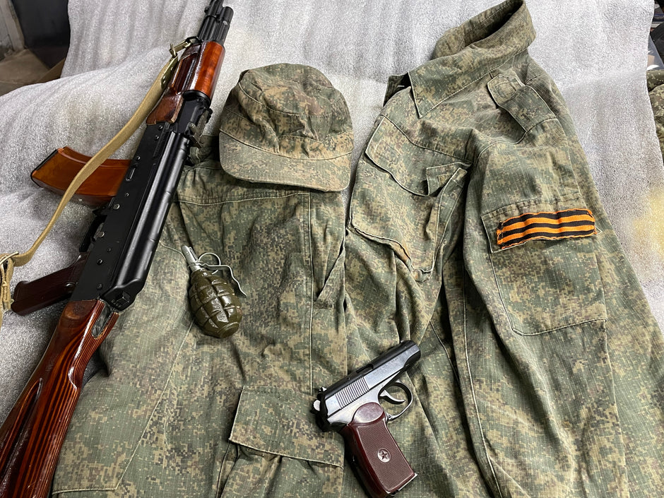 Russo-Ukraine War Uniforms/Gear/Equip+ Trophies – Legendary Item Merchant